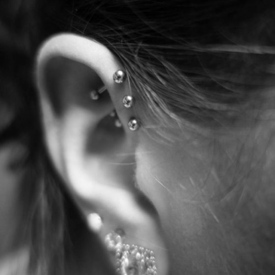 Triple Forward Helix Piercing [50 Ideas]: Pain Level, Healing Time ...
