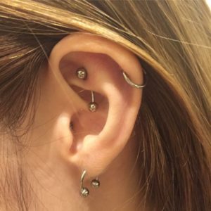Rook Piercing [50 Ideas]: Pain Level, Healing Time, Cost, Experience ...