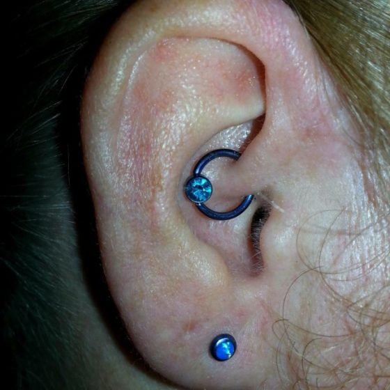 Daith Piercing [50 Ideas]: Pain Level, Healing Time, Cost, Experience ...