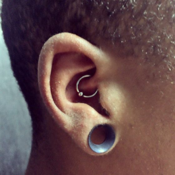 Daith Piercing [50 Ideas]: Pain Level, Healing Time, Cost, Experience ...